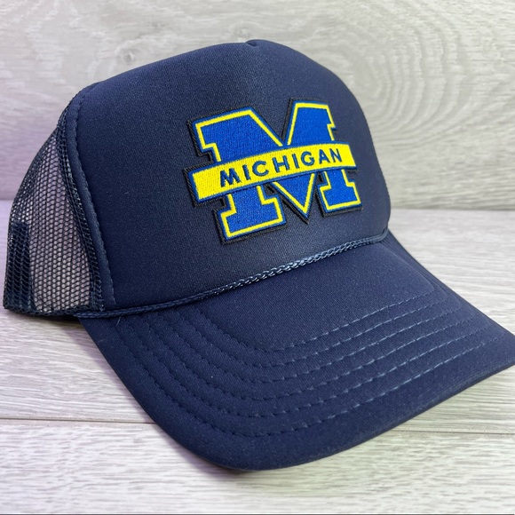 OTTO | Accessories | New Vintage Michigan Wolverines Navy Blue Trucker ...